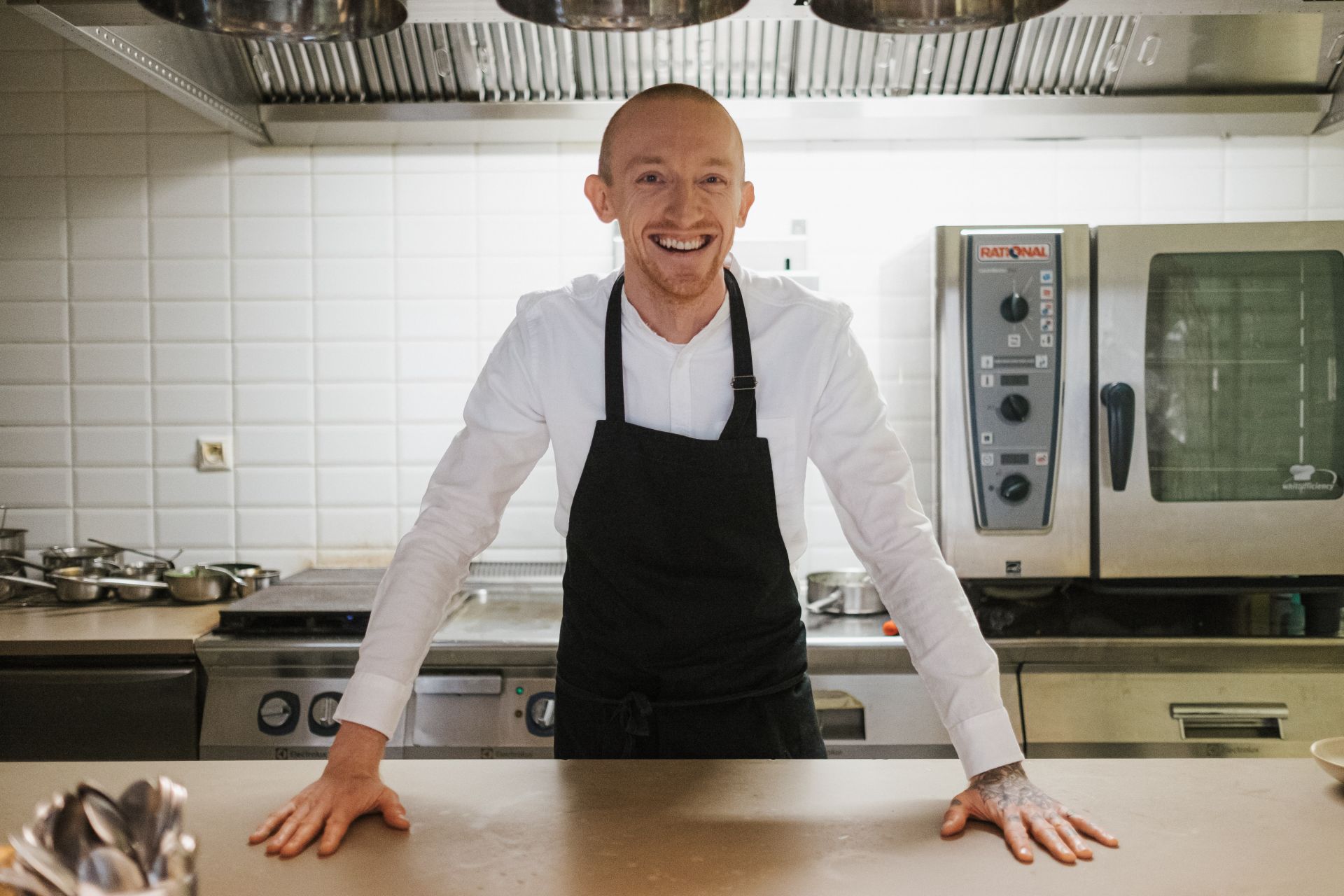 THE FOOD WASTE GUIDE FOR CHEFS™ - Online Training