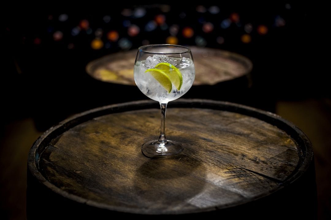 401: Mastering Gin: From Botanicals to Blends
