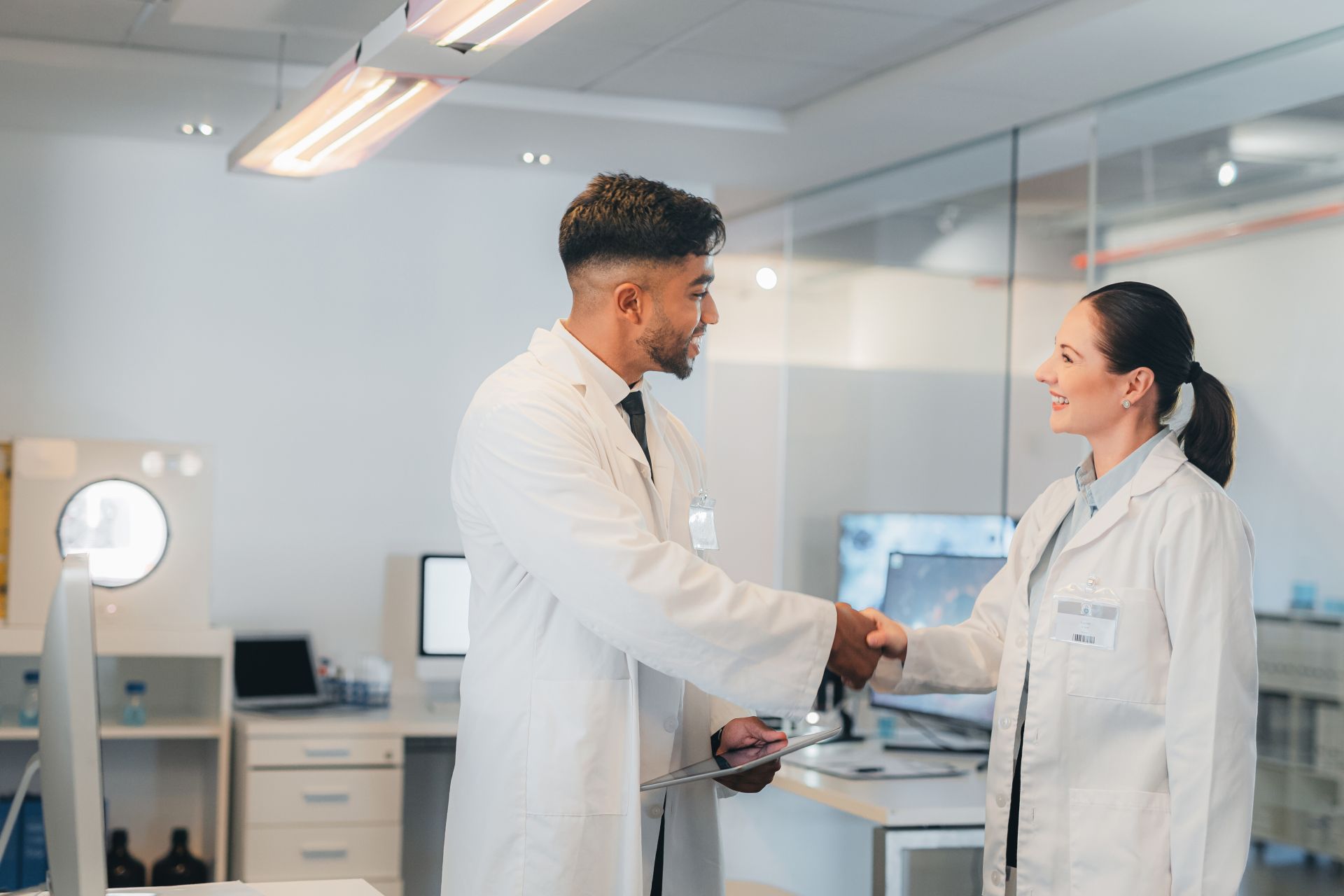10 Strategies to Recruit Top Lab Talent for Your High-Performing Team