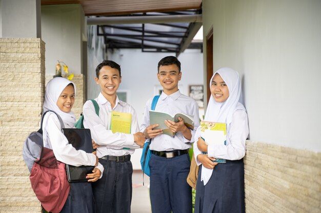Pelatihan Koding dan Kecerdasan Artifisial Kelas 7 (Sekolah Menengah ...