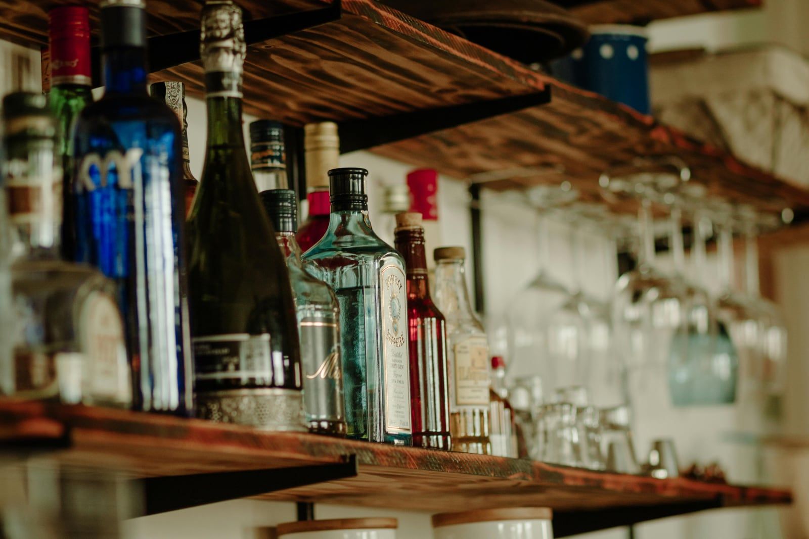ServeWise online Responsible Service of Alcohol course - England and Wales
