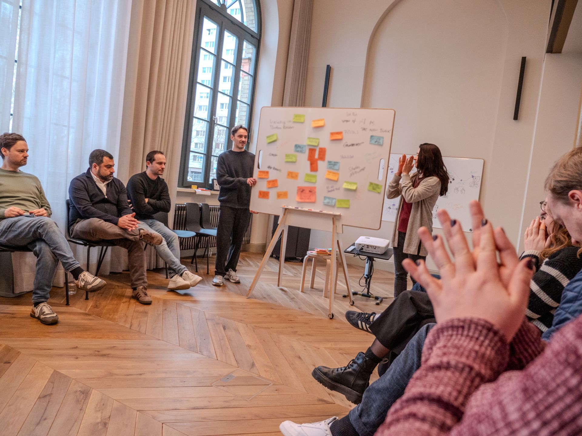 Psychologische Dimension der KI-Integration: Der Mensch im Mittelpunkt ...