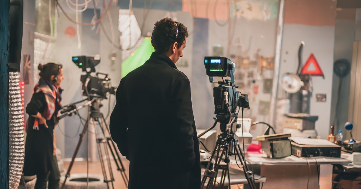 Producer หนังทำอะไร ? เผยเบื้องหลังการเป็นโปรดิวเซอร์ในกองถ่าย | IkonClass