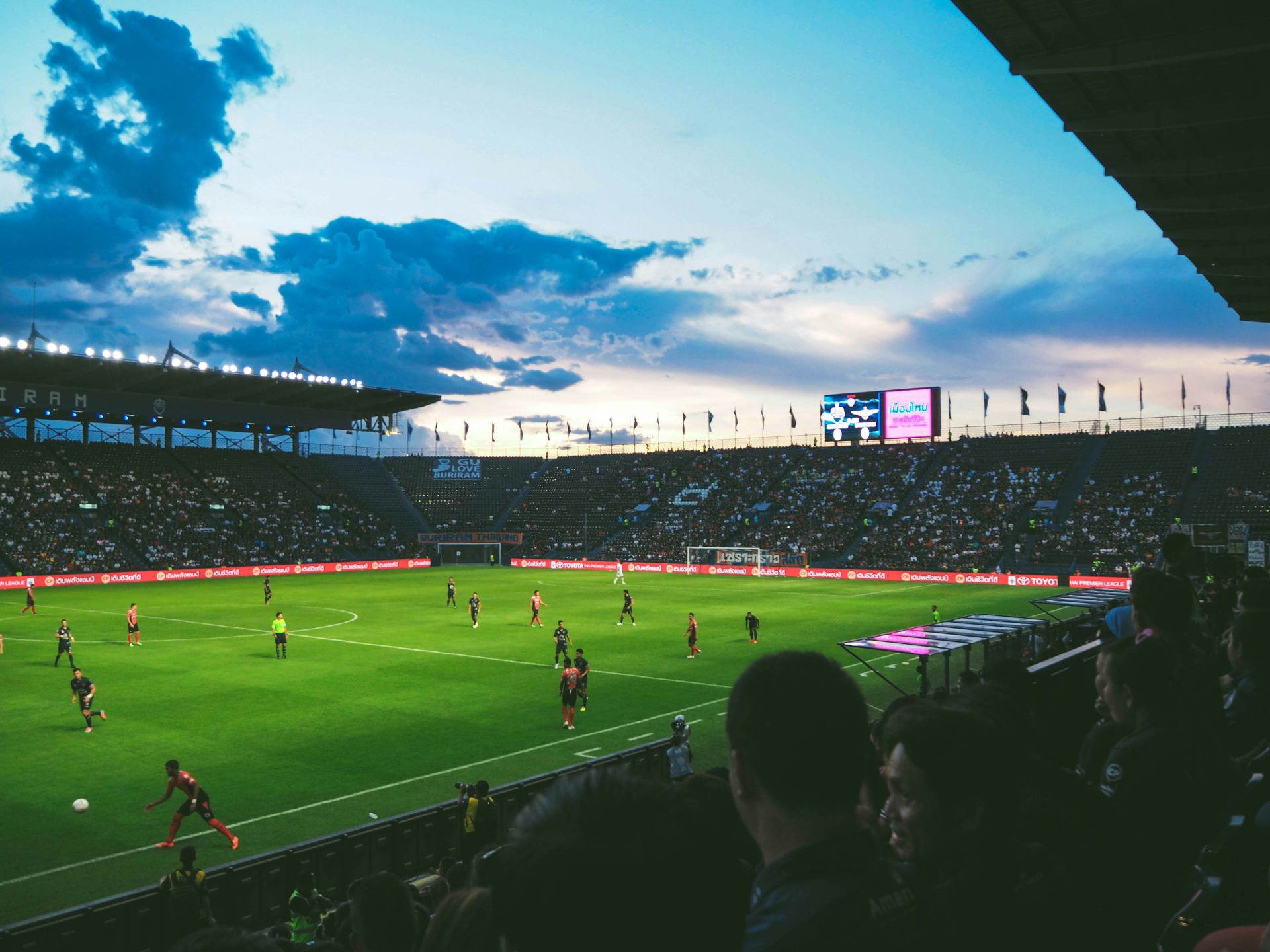 Top 20 Writing Prompts for Soccer Lovers (Fun & Creative)