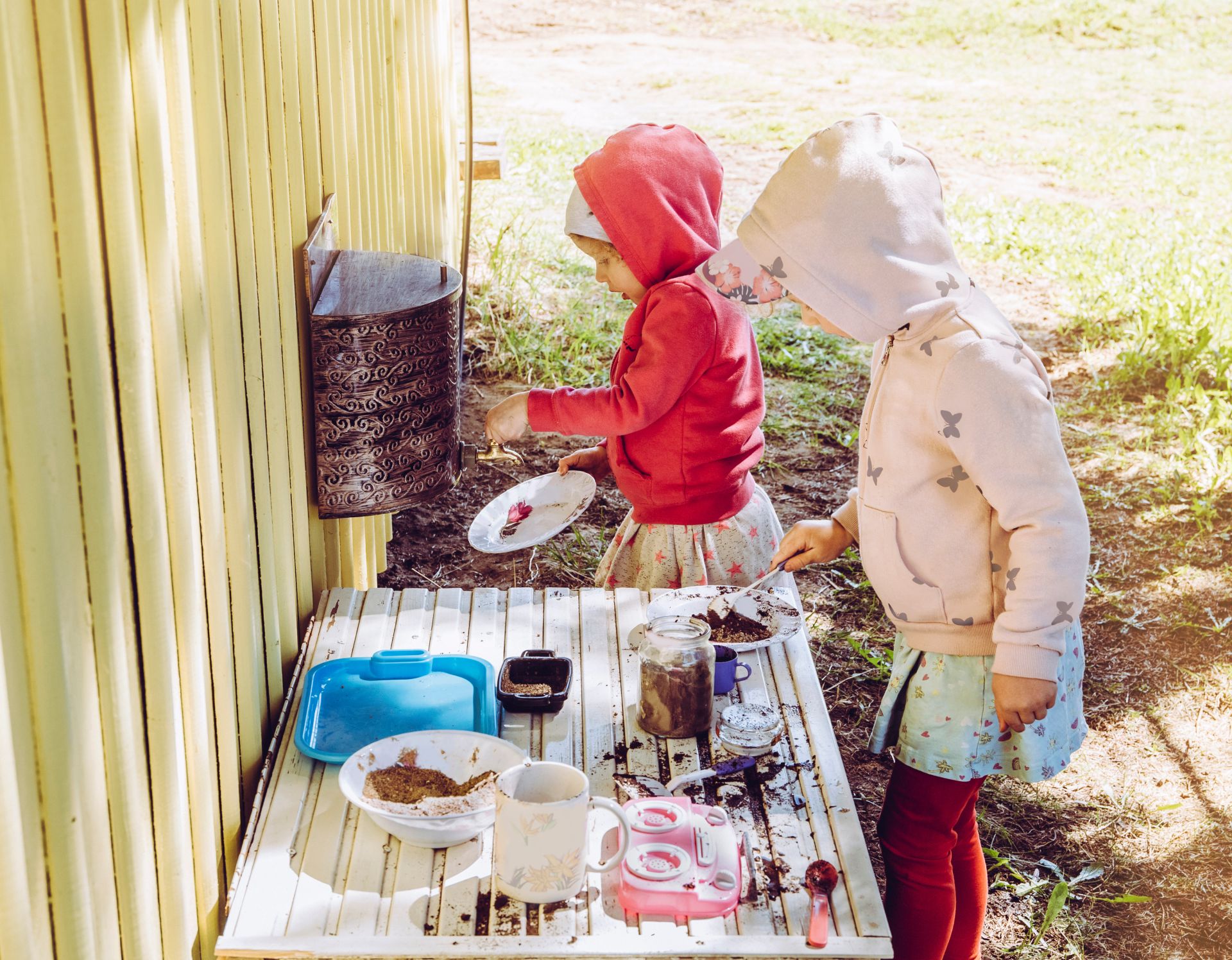 Celebrate National Play Outside Day: Outdoor Fun For Early Childhood ...