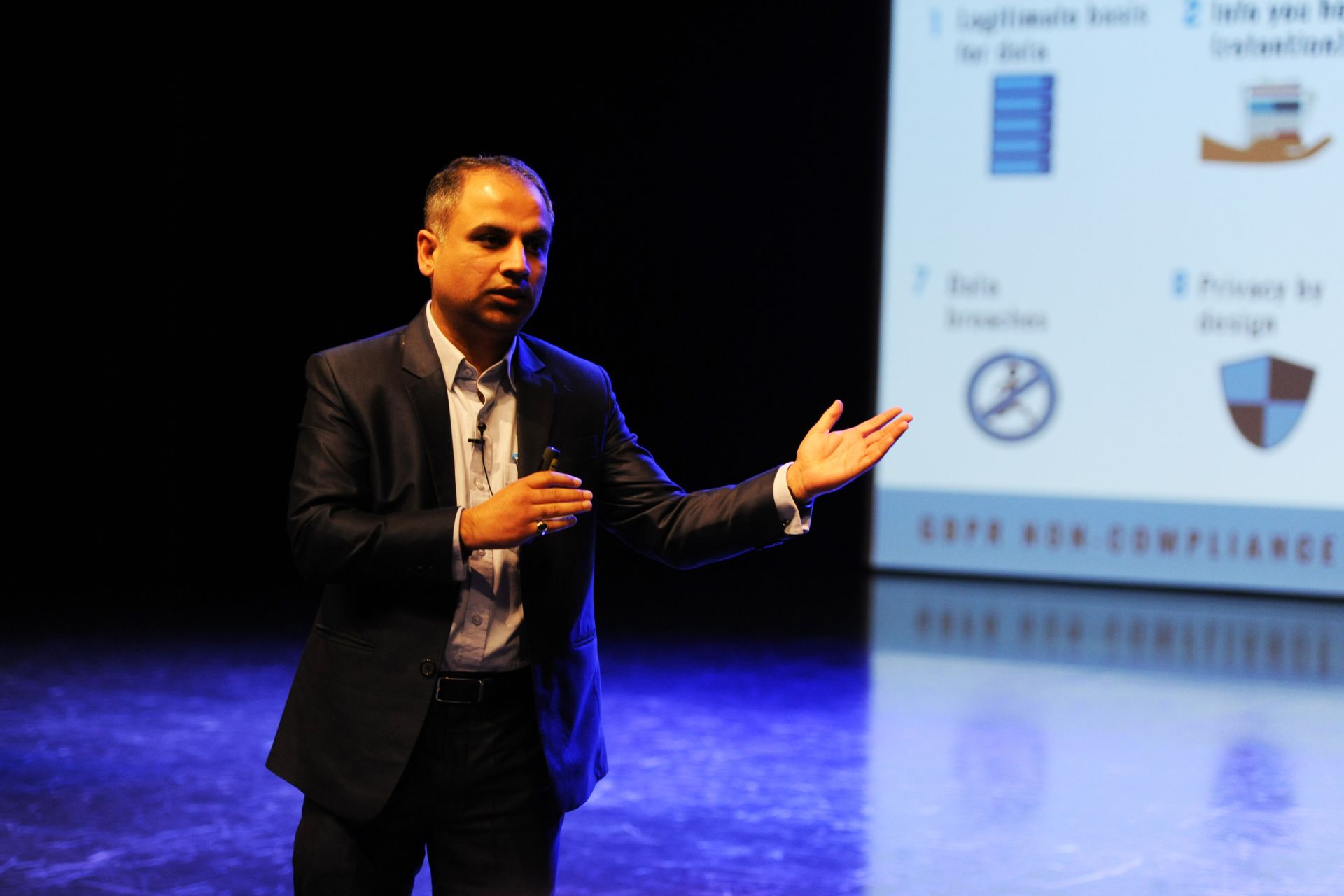 Punit Bhatia - Advisor, Speaker, Consultant, Author and Podcaster on ...